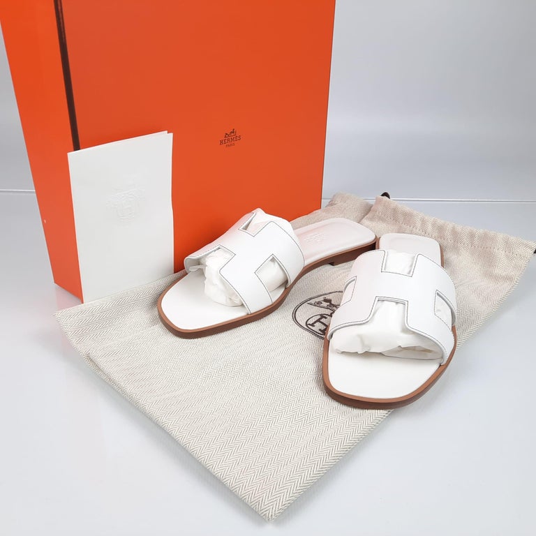 Hermes White Oran sandal For Sale at 1stDibs
