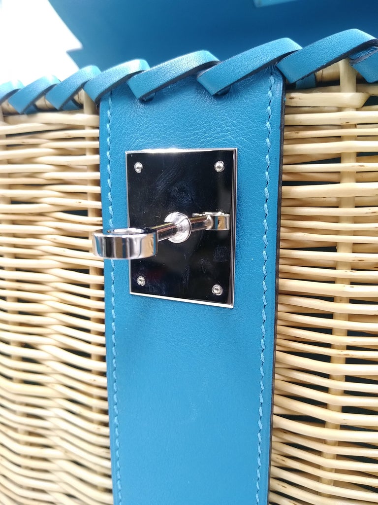 Hermès Wicker and Turquoise Barenia Leather Picnic Bag Kelly 35cm For ...
