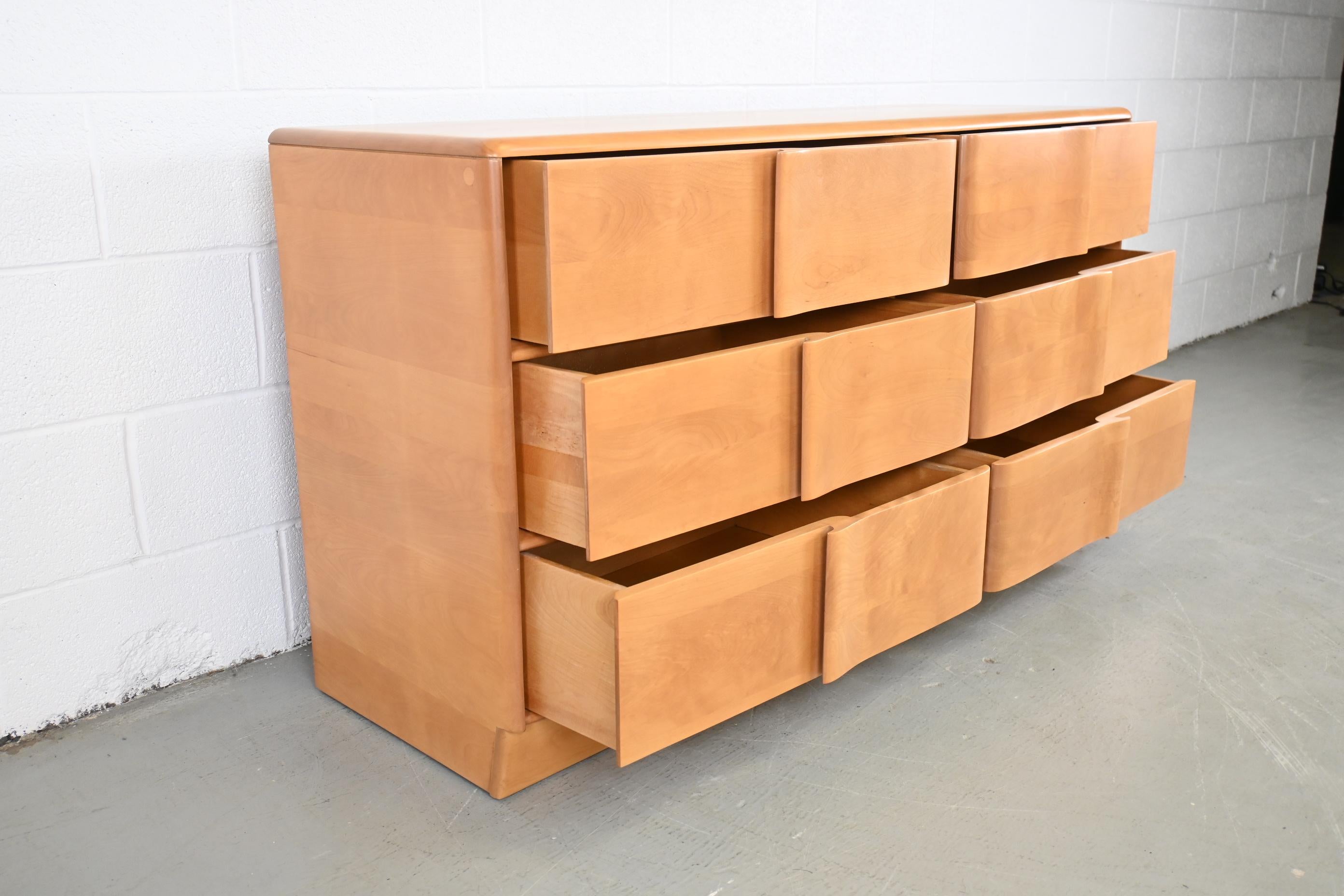 Heywood-Wakefield Sculptura Mid-Century Modern Dresser, Newly ...