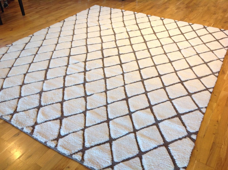 High-Low Diamond Pattern Rug For Sale at 1stDibs