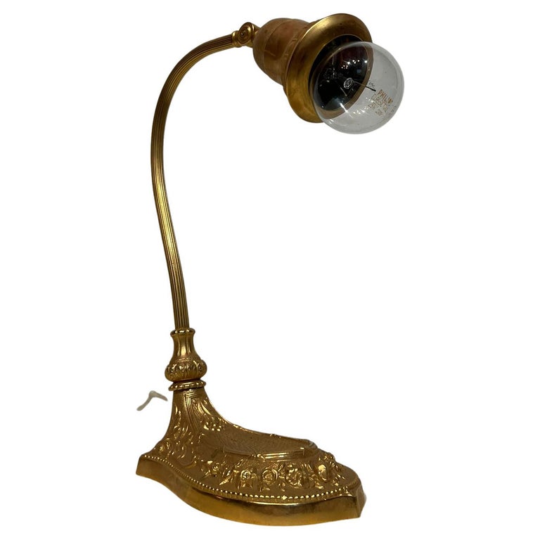 High quality French desk lamp end of the 19th century For Sale at 1stDibs