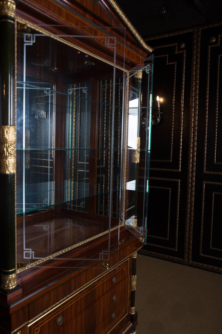 High-Quality Luxury Showcase in the Empire Style For Sale at 1stDibs