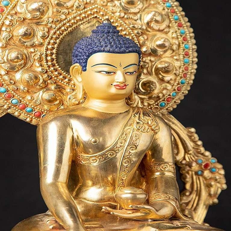 High quality Nepali bronze Buddha statue from Nepal For Sale at 1stDibs