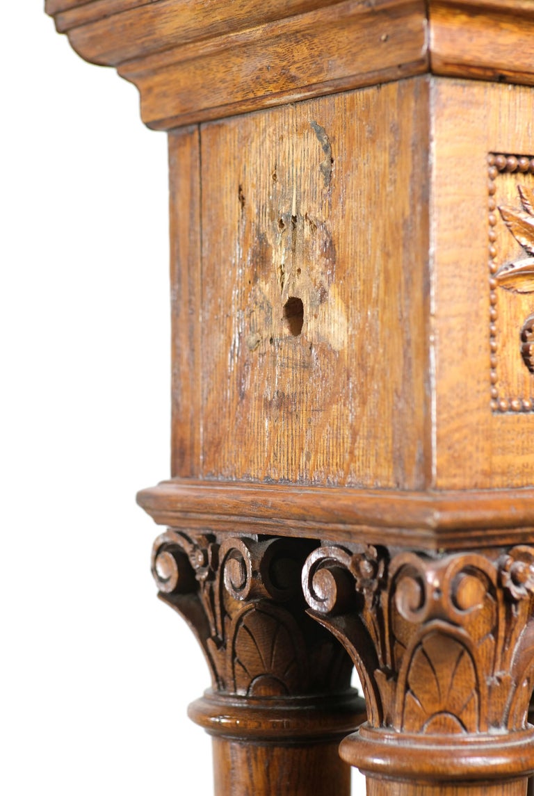 Highly Carved Oak 4 Corinthian Columns Newel Post Swags For Sale at 1stDibs