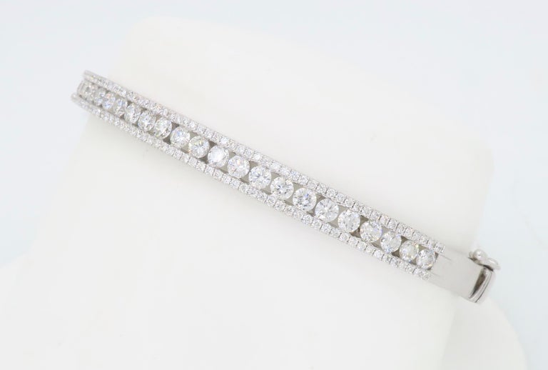 Hinged Diamond Bangle Bracelet For Sale at 1stDibs