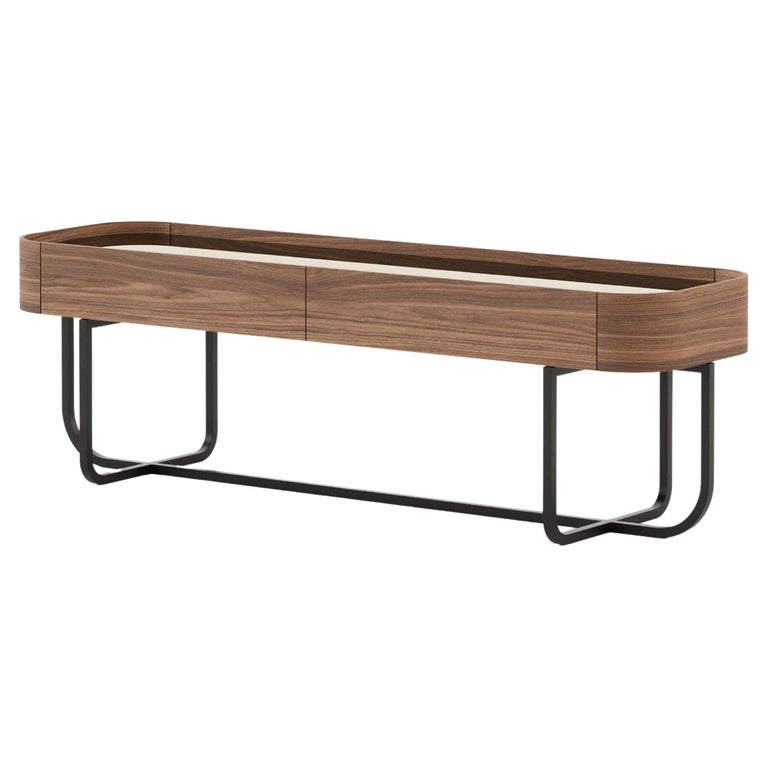 Sa console basse de style Art Déco en noyer et fer, fabriquée à la main ...