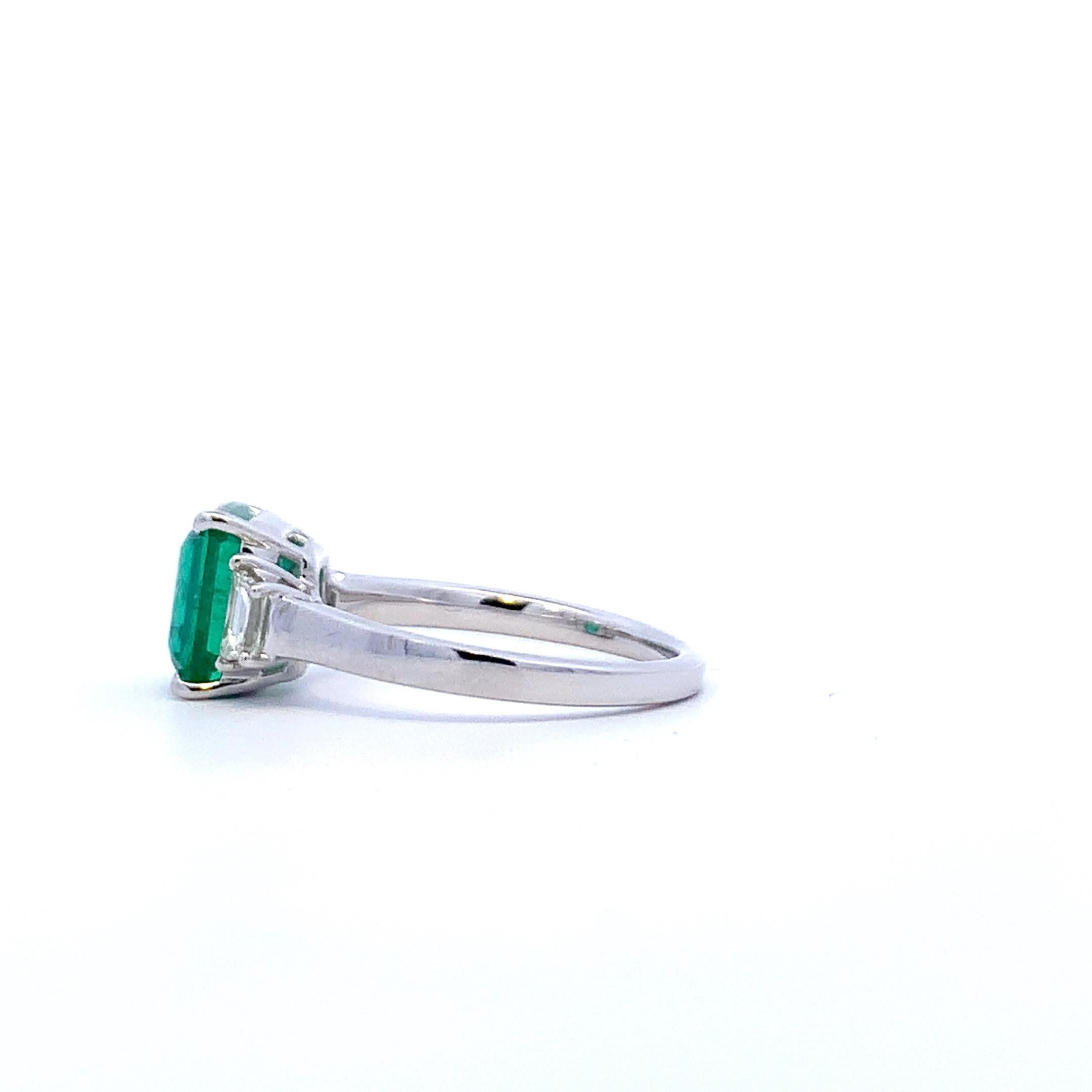 Holiday Sale, Three Stone Emerald Ring, 'Ref #17934' For Sale at 1stDibs