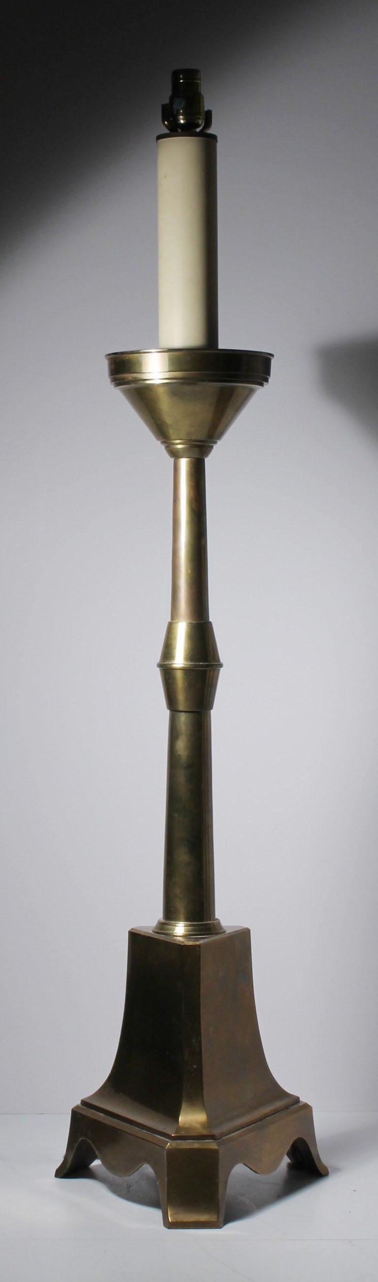 Hollywood Regency Floor Lamp by Chapman Style of Mastercraft For Sale ...