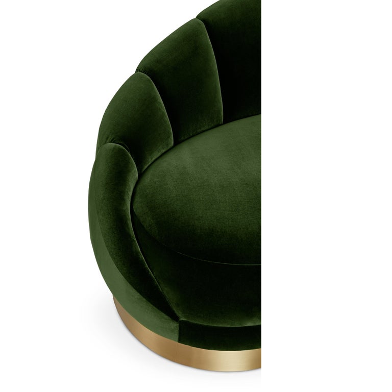 Hollywood Regency Style Chaise Longue Offered in Velvet For Sale at 1stDibs