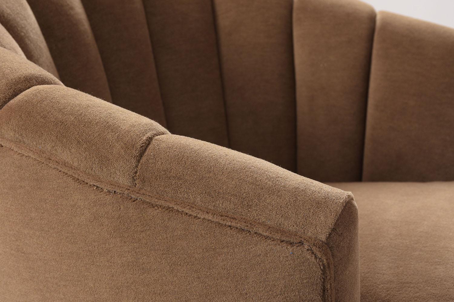 Hollywood Regency Style Chaise Lounge at 1stDibs