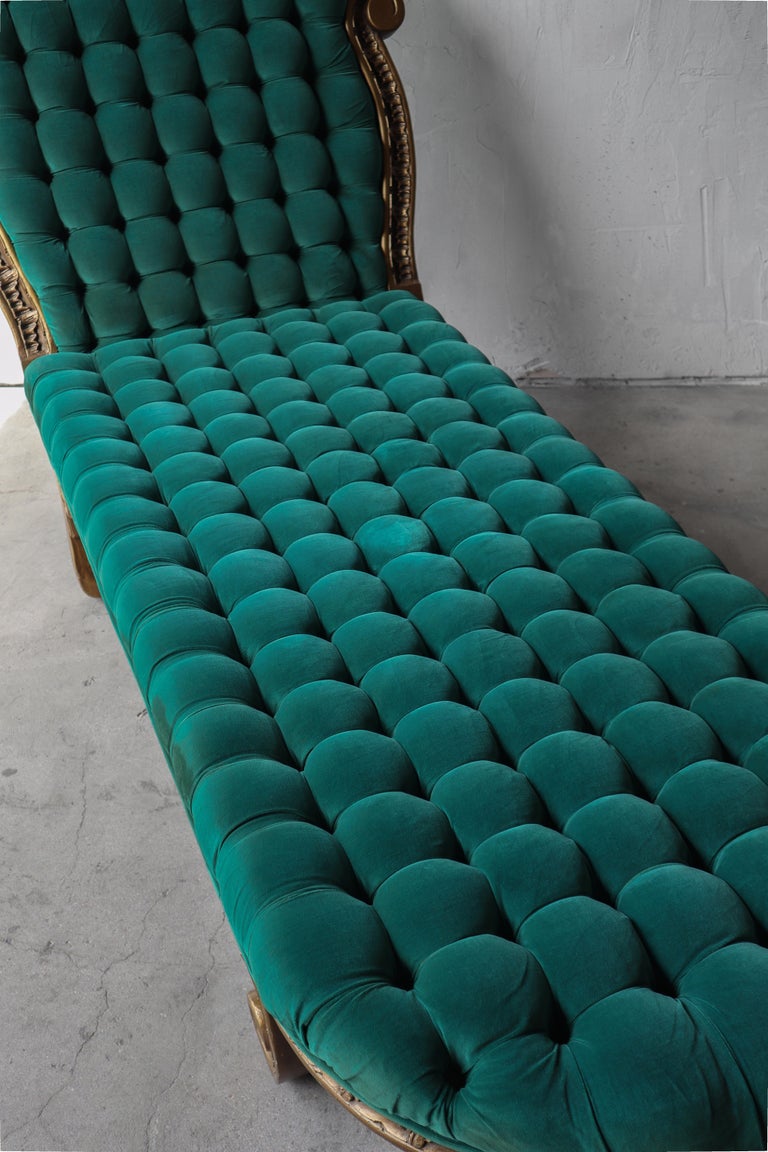 Hollywood Regency Style Tufted Velvet Chaise For Sale at 1stDibs