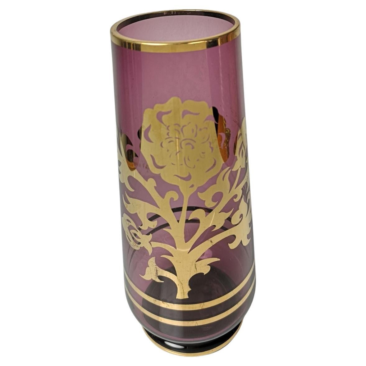 Fenton Hollywood Regency Style Art Glass Vase For Sale at 1stDibs