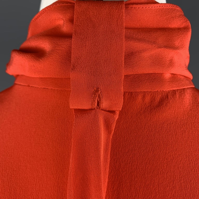 HONOR Size 4 Coral Silk Tied Collar Sleeveless Blouse For Sale at 1stDibs