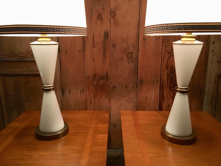 Hourglass Shaped Table Lamps For Sale at 1stDibs