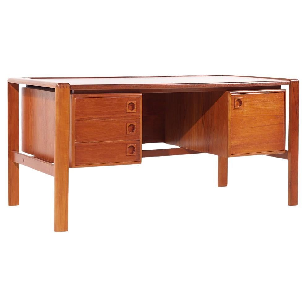 H.P. Hansen Mid Century Danish Teak Desk For Sale at 1stDibs | h.p ...