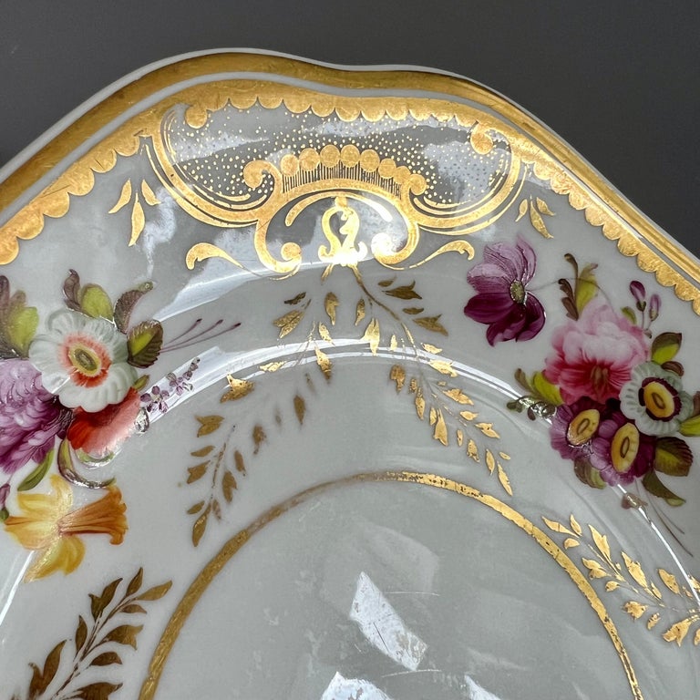 H&R Daniel Plate, White, Floral, Etruscan Shape, Regency, circa 1825 ...