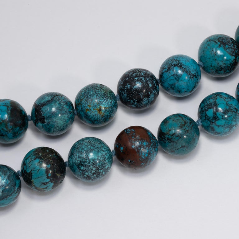 Hubei Turquoise Bead Necklace with Diamond White Gold 14 Karat Clasp ...