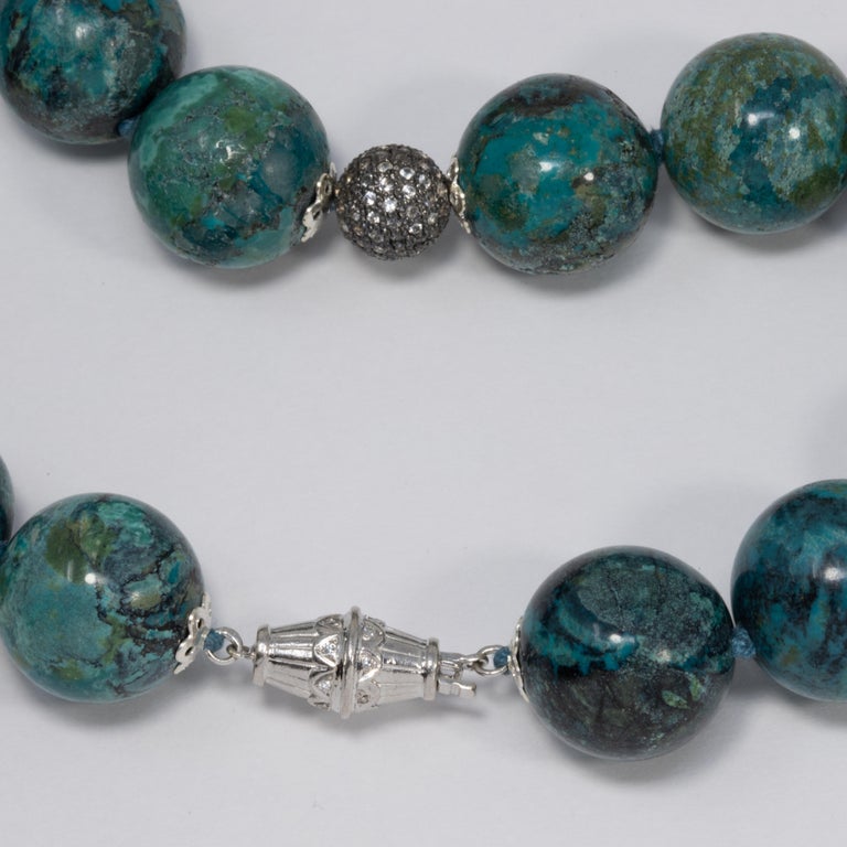 Hubei Turquoise Bead Necklace With Diamonds And White Gold 585 14 Karat