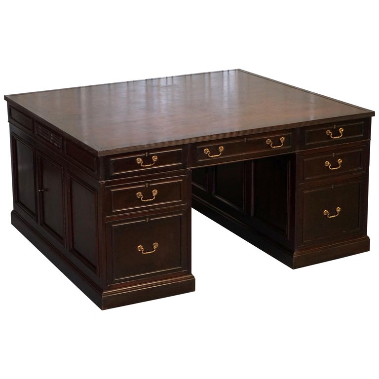 Double Sided Desk With Drawers