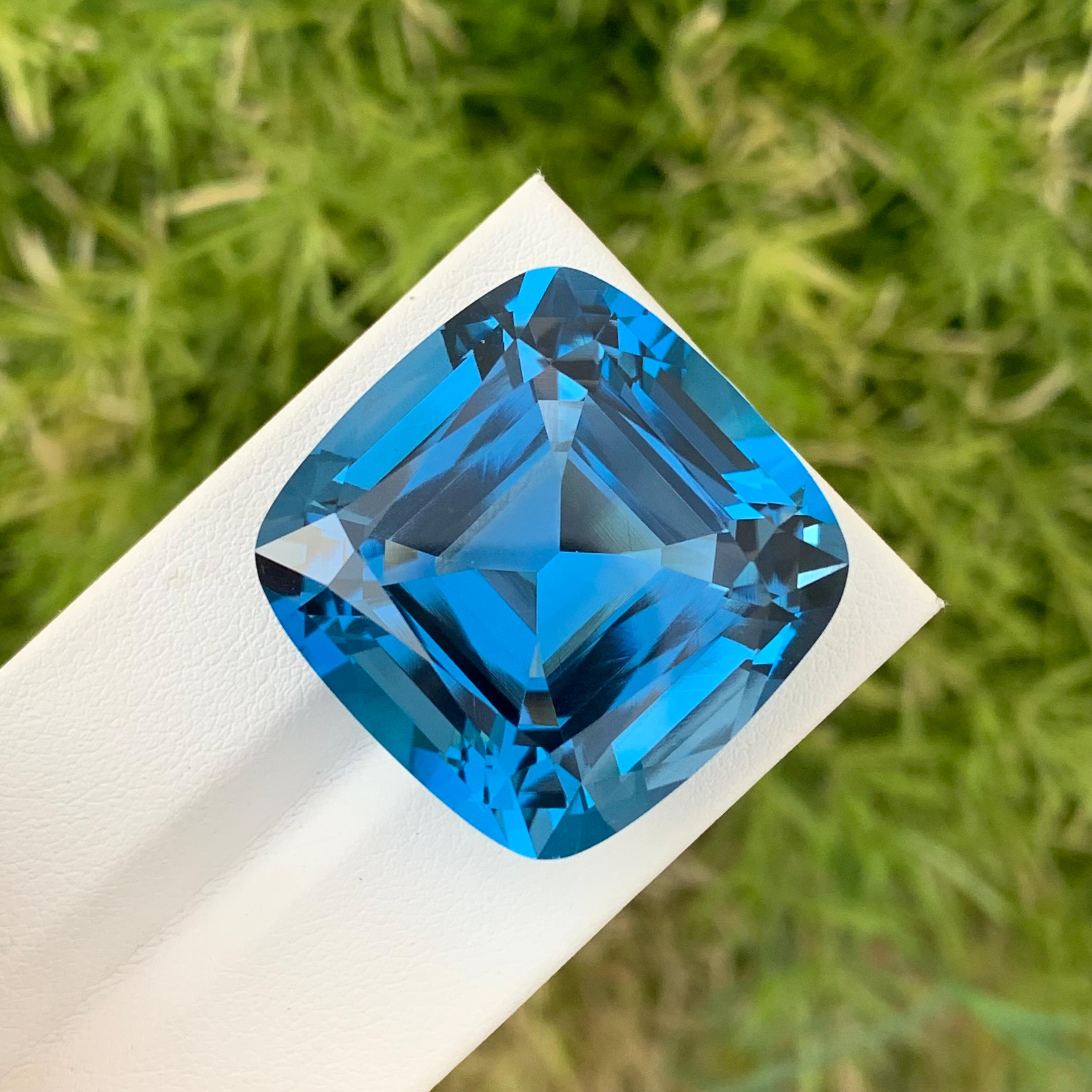 Huge 91.55 Carat Faceted London Blue Topaz Perfect Square Shape Gem For Necklace For Sale at 1stDibs