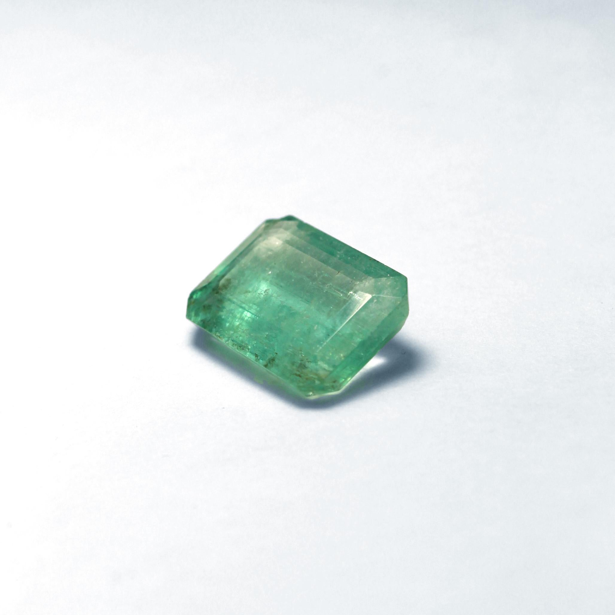 Huge Colombian Emerald 21.13 carats For Sale at 1stDibs