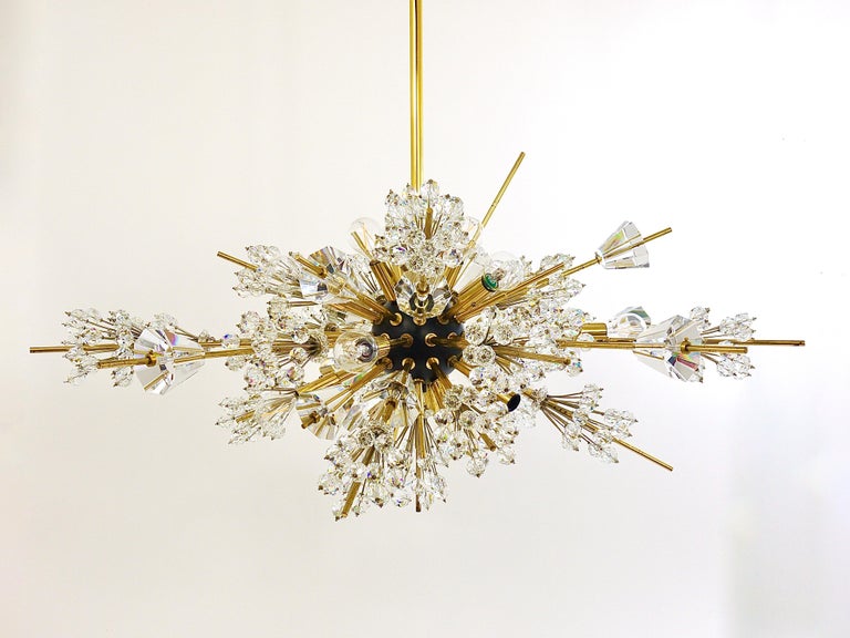 Huge Metropolitan Opera Crystal Sputnik Met Chandelier by Lobmeyr ...