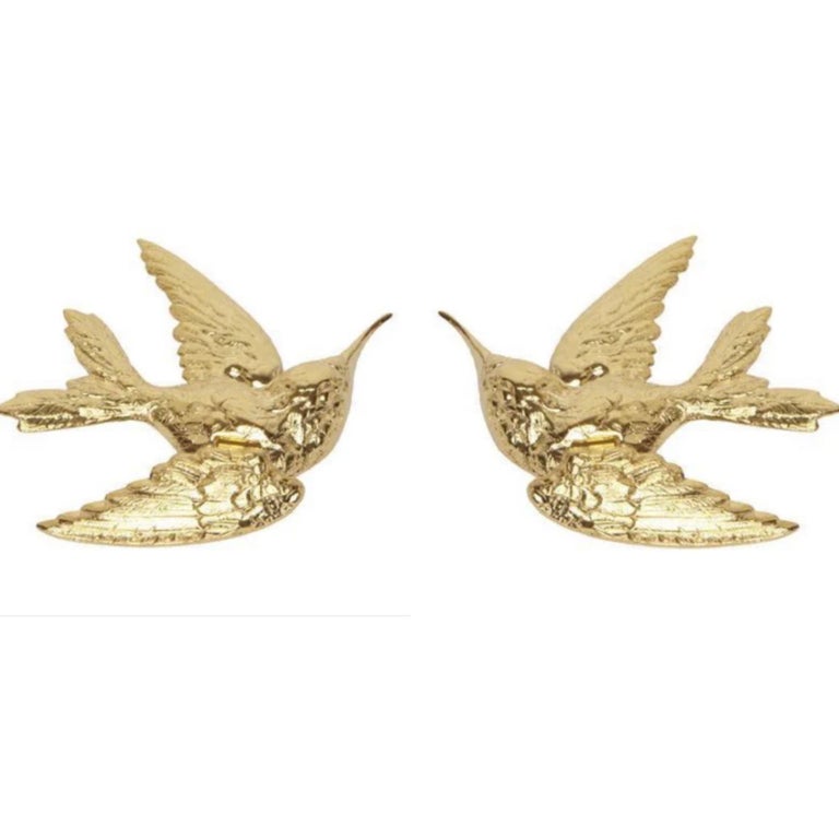 Hummingbird Ring with Moving Wing in 24K Gold For Sale at 1stDibs
