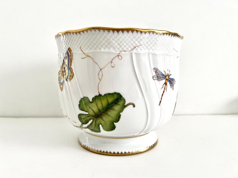 Hungarian Hand Painted Porcelain Cachepot For Sale at 1stDibs