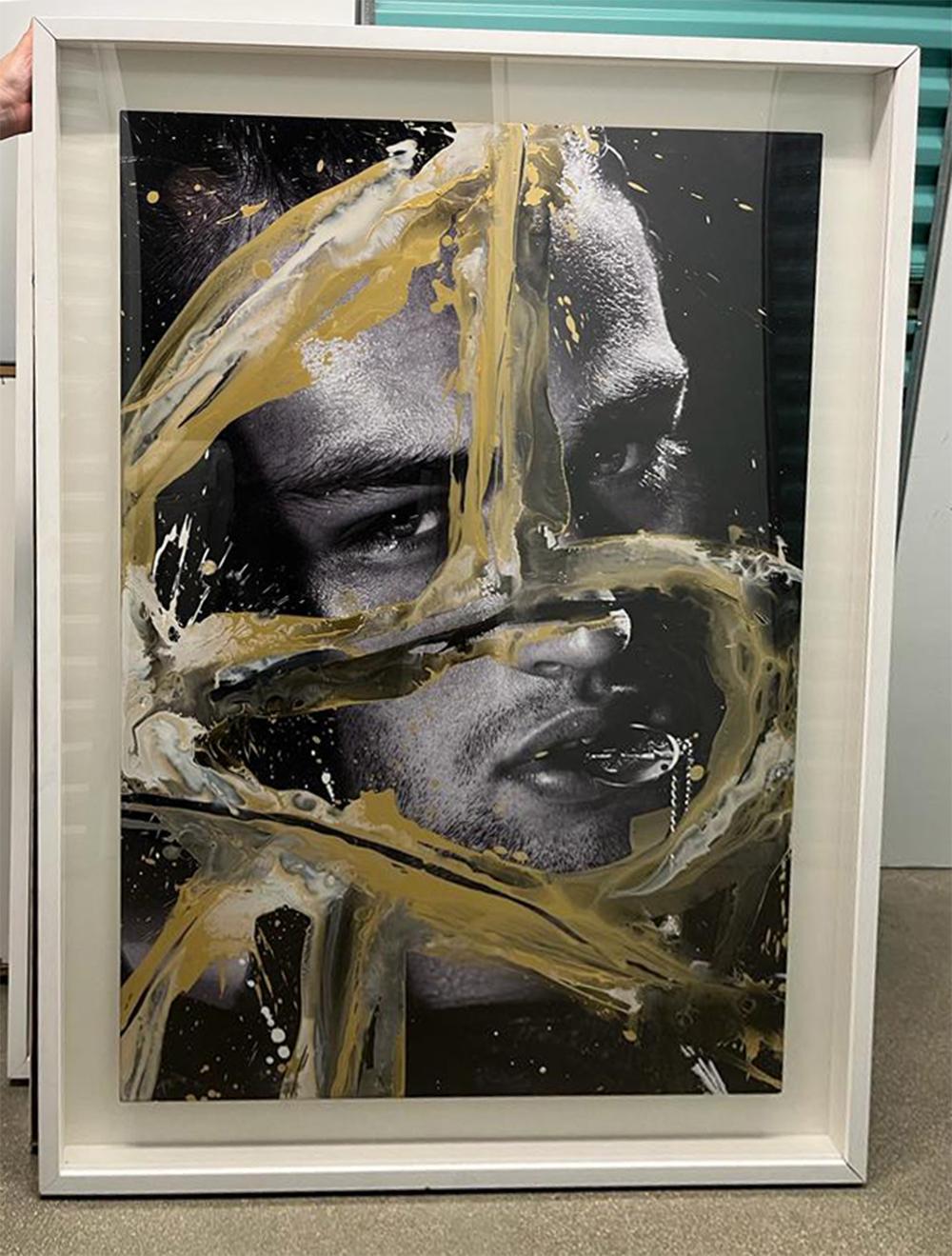 Hunter & Gatti - Douglas Booth II, Retrato, Técnica mixta sobre una fotografía en blanco y negro ...