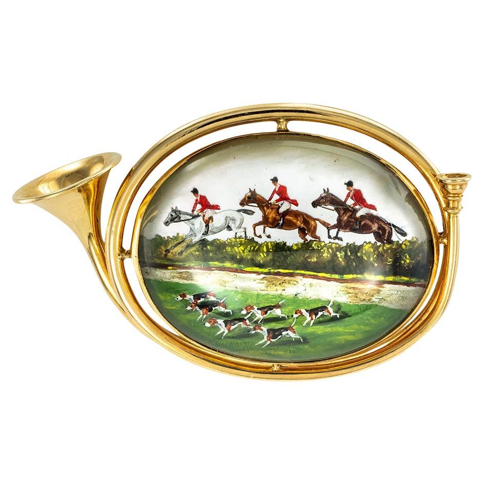 Hunting Scene Essex Crystal Gold Brooch For Sale at 1stDibs