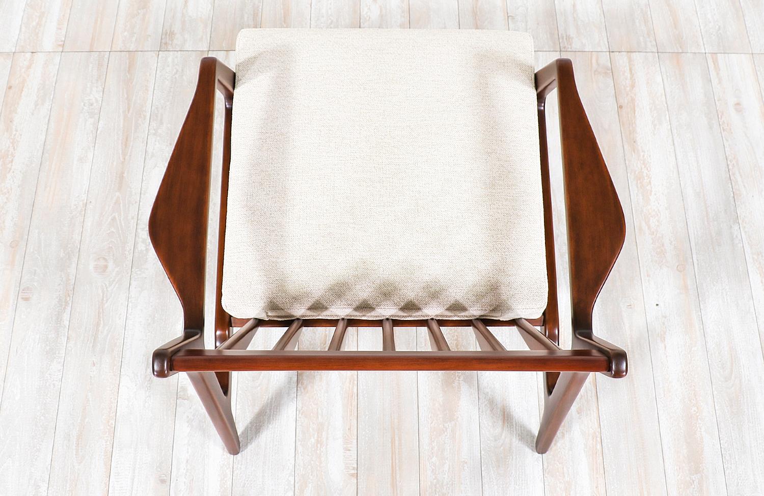 Ib Kofod-Larsen Sculptural Lounge Chair for Selig at 1stDibs | selig chair