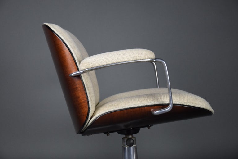 Ico Paris Executive Desk Chair for Mobli Italiani Moderni Rome For Sale ...