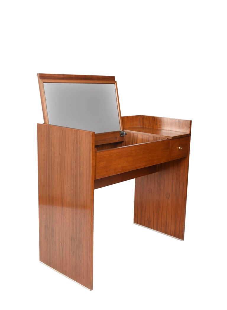 Ico Parisi Vanity, MIM Mobili Italiani Moderni, Italy, 1960s at 1stDibs