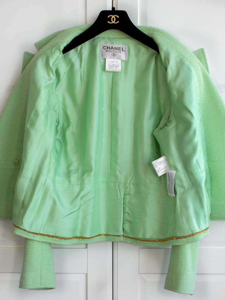 Iconic Chanel Vintage Princess Diana S/S 1997 Green Tweed CC 97P Jacket ...