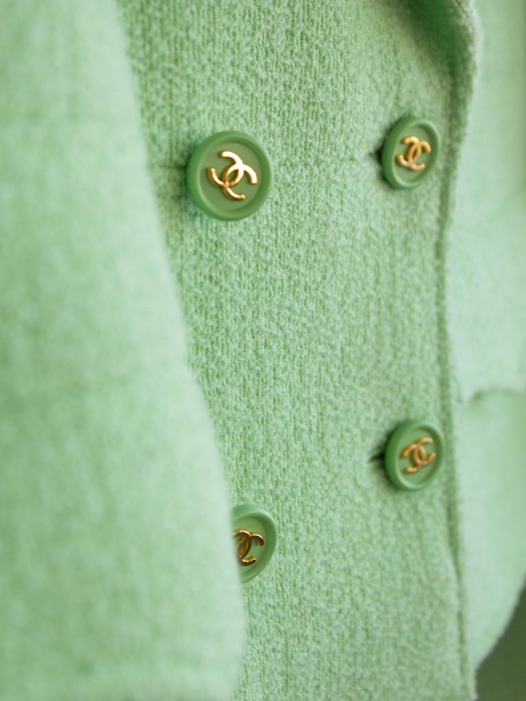 Iconic Chanel Vintage Princess Diana S/S 1997 Green Tweed CC 97P Jacket ...