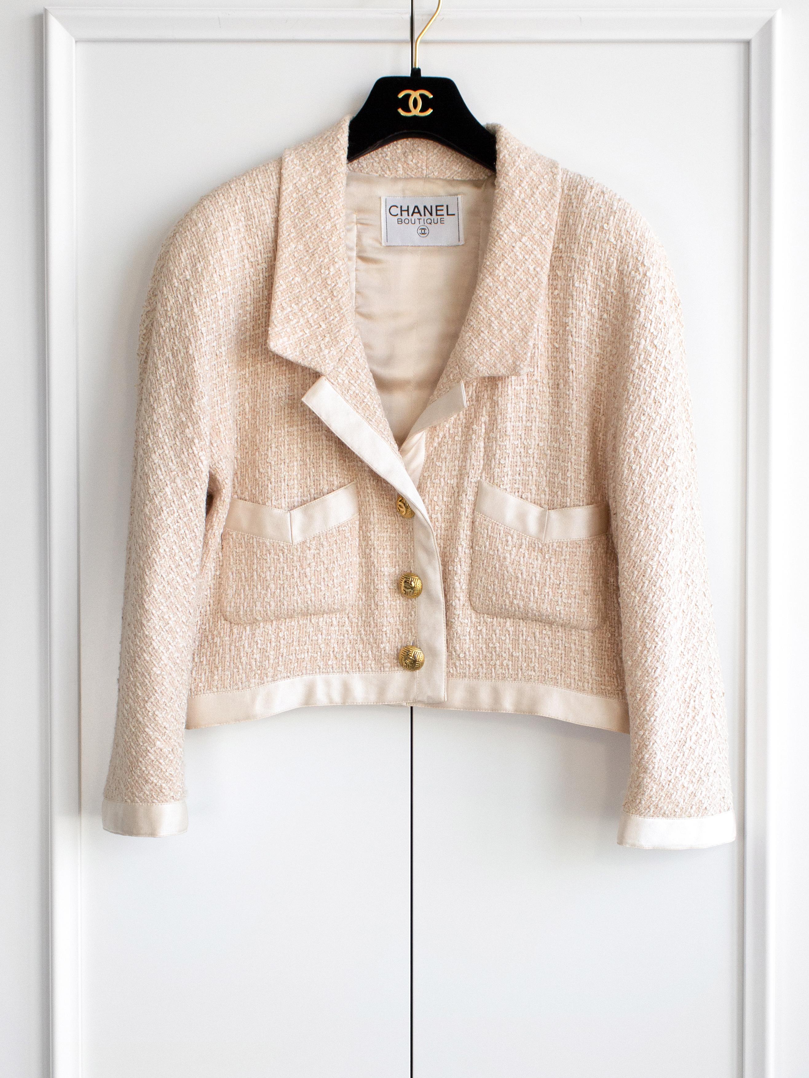 Iconic Chanel Vintage S/S 1990 Pink Ecru Satin Tweed Gold CC Cropped ...