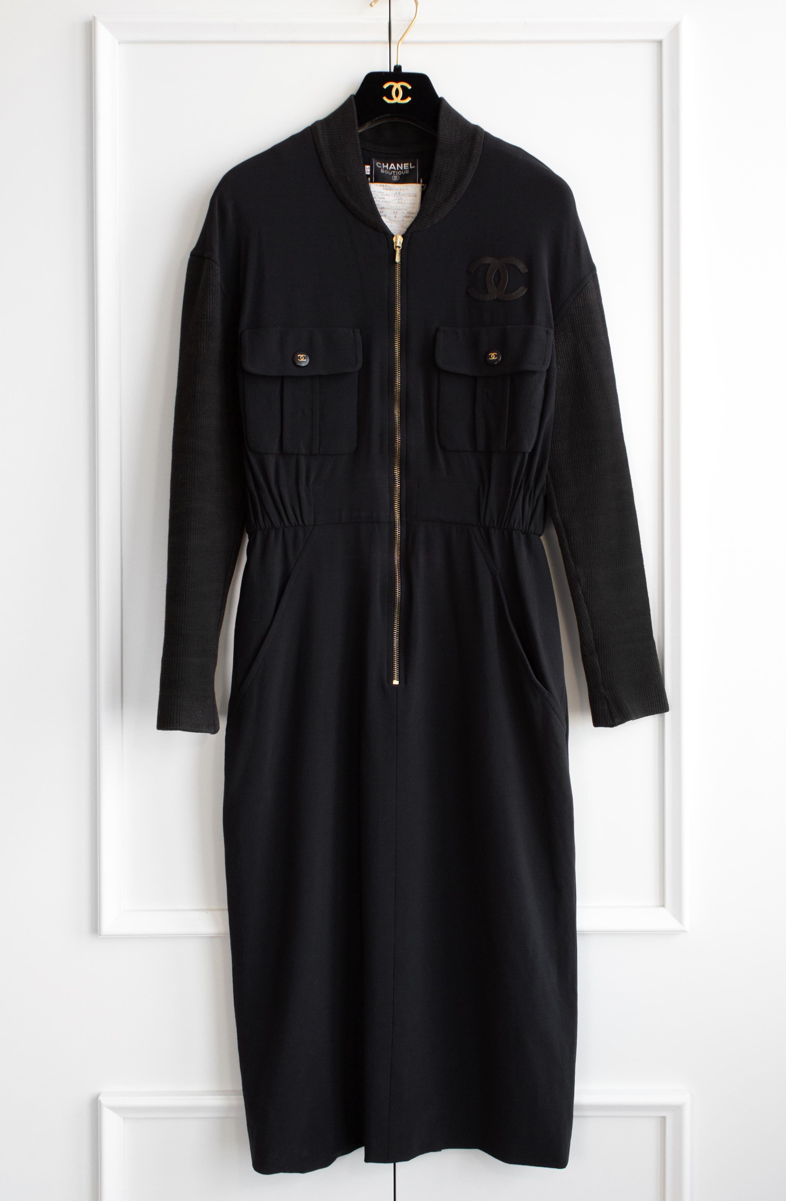 Iconic Chanel Vintage S/S 1992 Karl Black CC Knit Zip Midi 90s Dress ...