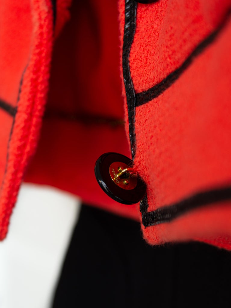 Iconic Chanel Vintage S/S 1995 Barbie Cropped Red Black 95P Jacket ...