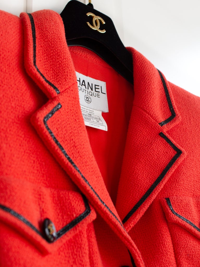 Iconic Chanel Vintage S/S 1995 Barbie Cropped Red Black 95P Jacket ...