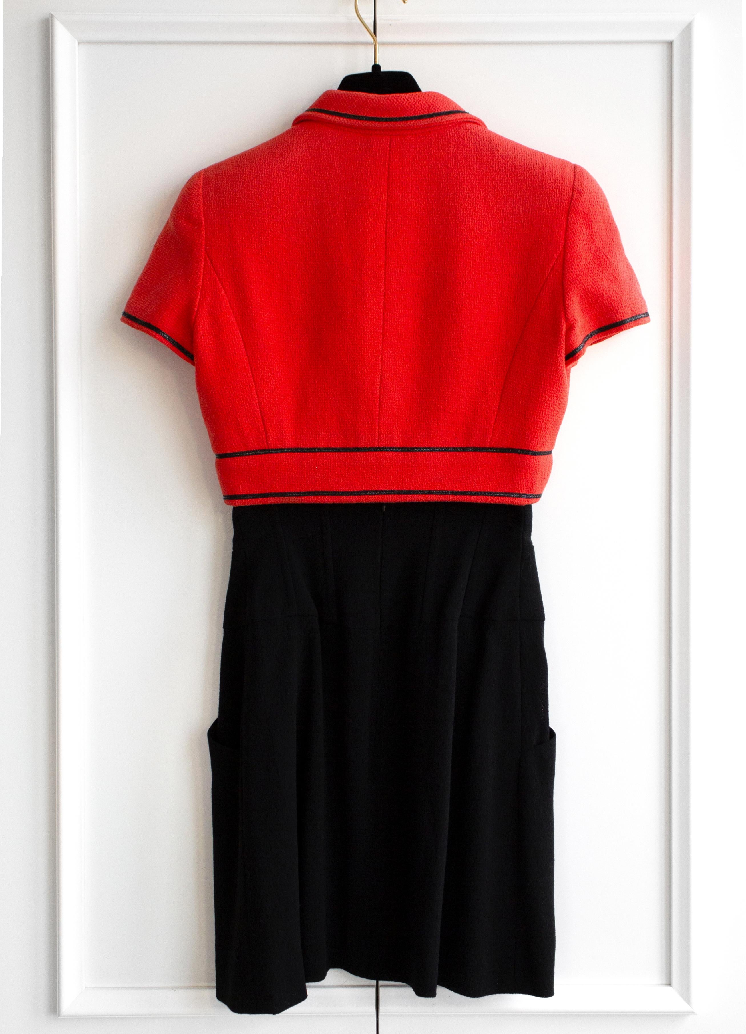 Iconic Chanel Vintage S/S 1995 Barbie Cropped Red Black 95P Jacket ...