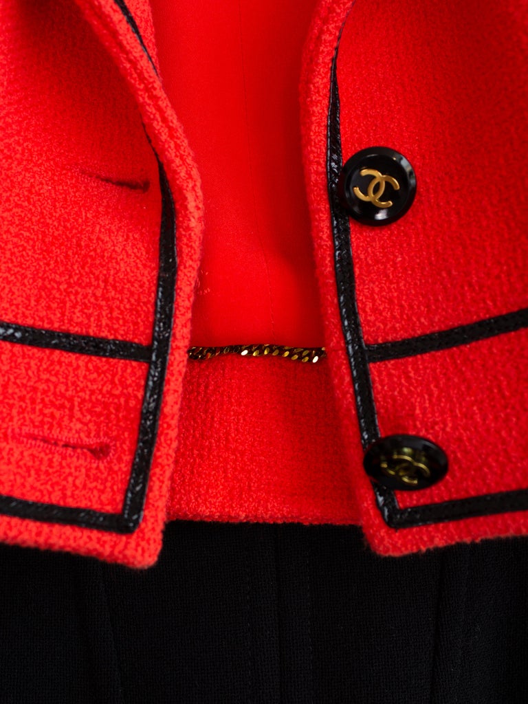 Iconic Chanel Vintage S/S 1995 Barbie Cropped Red Black 95P Jacket ...
