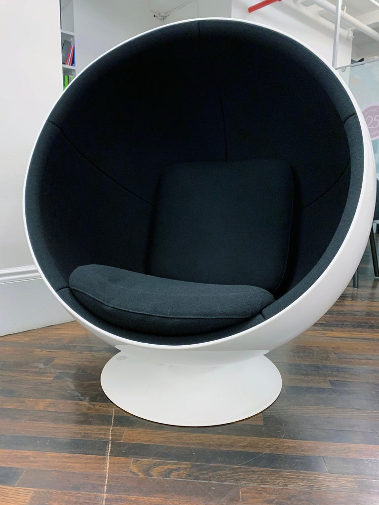 Iconic Eero Aarnio Black and White Swivel Ball Lounge Chair - In Stock ...