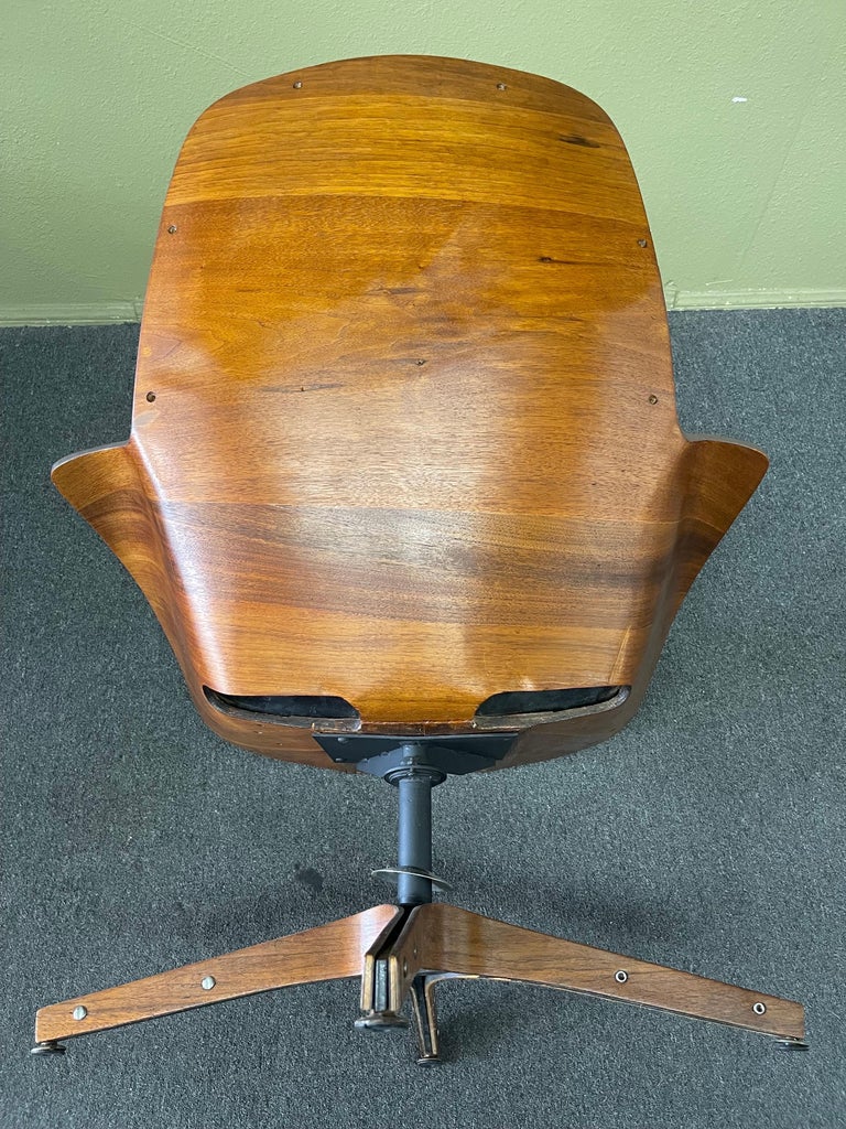 Iconic "Mrs. Chair" by George Mulhauser for Plycraft For Sale at 1stDibs