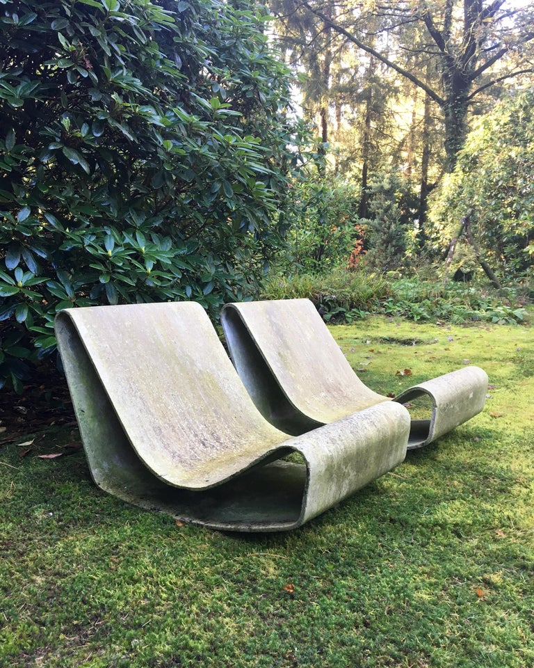 Iconic Pair of Loop Chairs by Willy Guhl, 1960s at 1stDibs