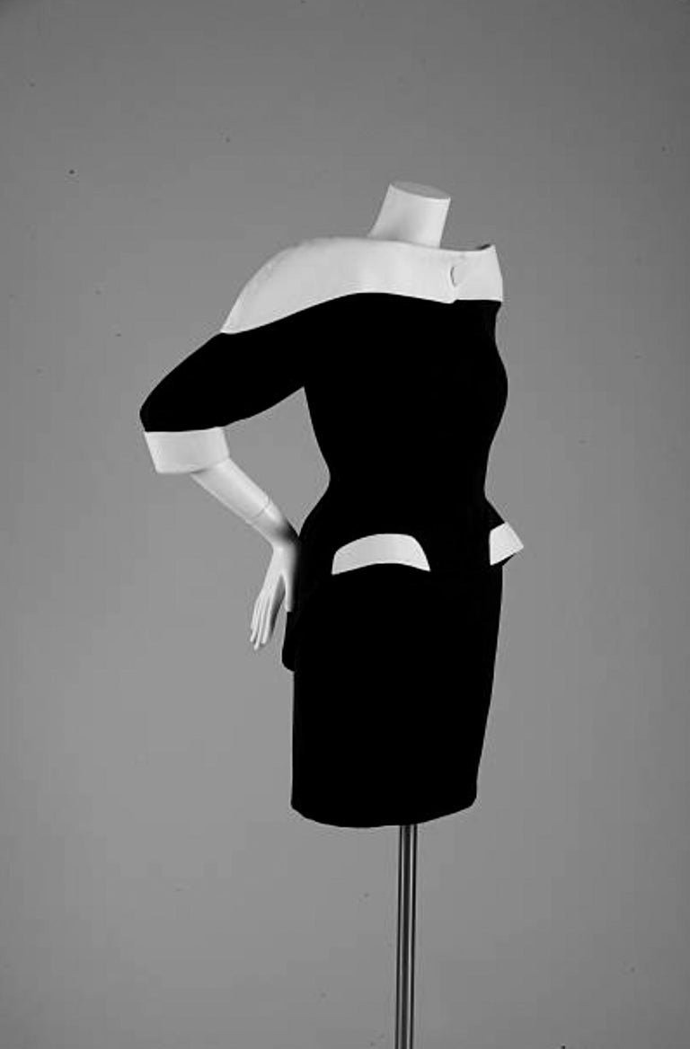 Iconic Rare Thierry Mugler SS 1996 Museum Black White For Sale at ...