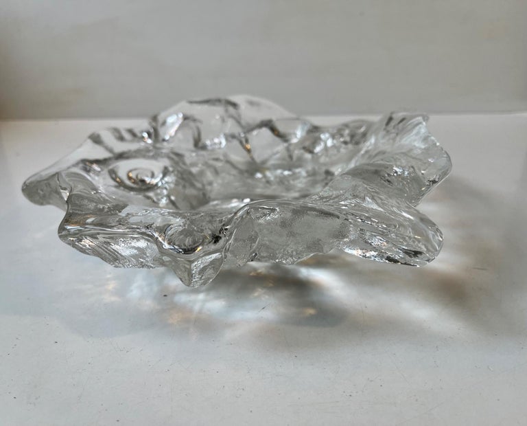 Icy Abstract Art Glass Dish by Pukeberg Sweden, 1970s For Sale at 1stDibs
