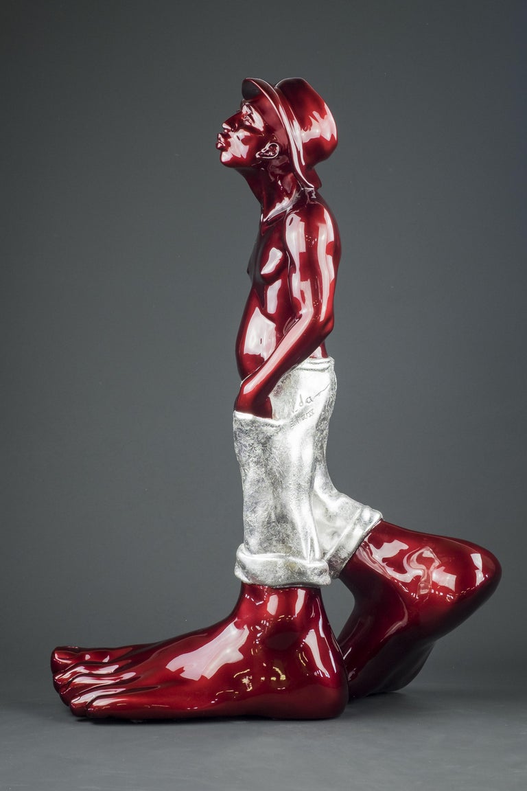 Idan Zareski - Le Siffleur 50 - Resin Sculpture, 2022 For Sale at 1stDibs