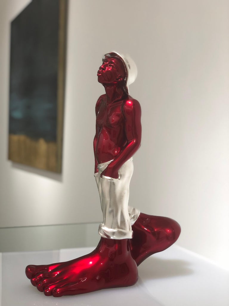 Idan Zareski - Le Siffleur 50 - Resin Sculpture, 2022 For Sale at 1stDibs