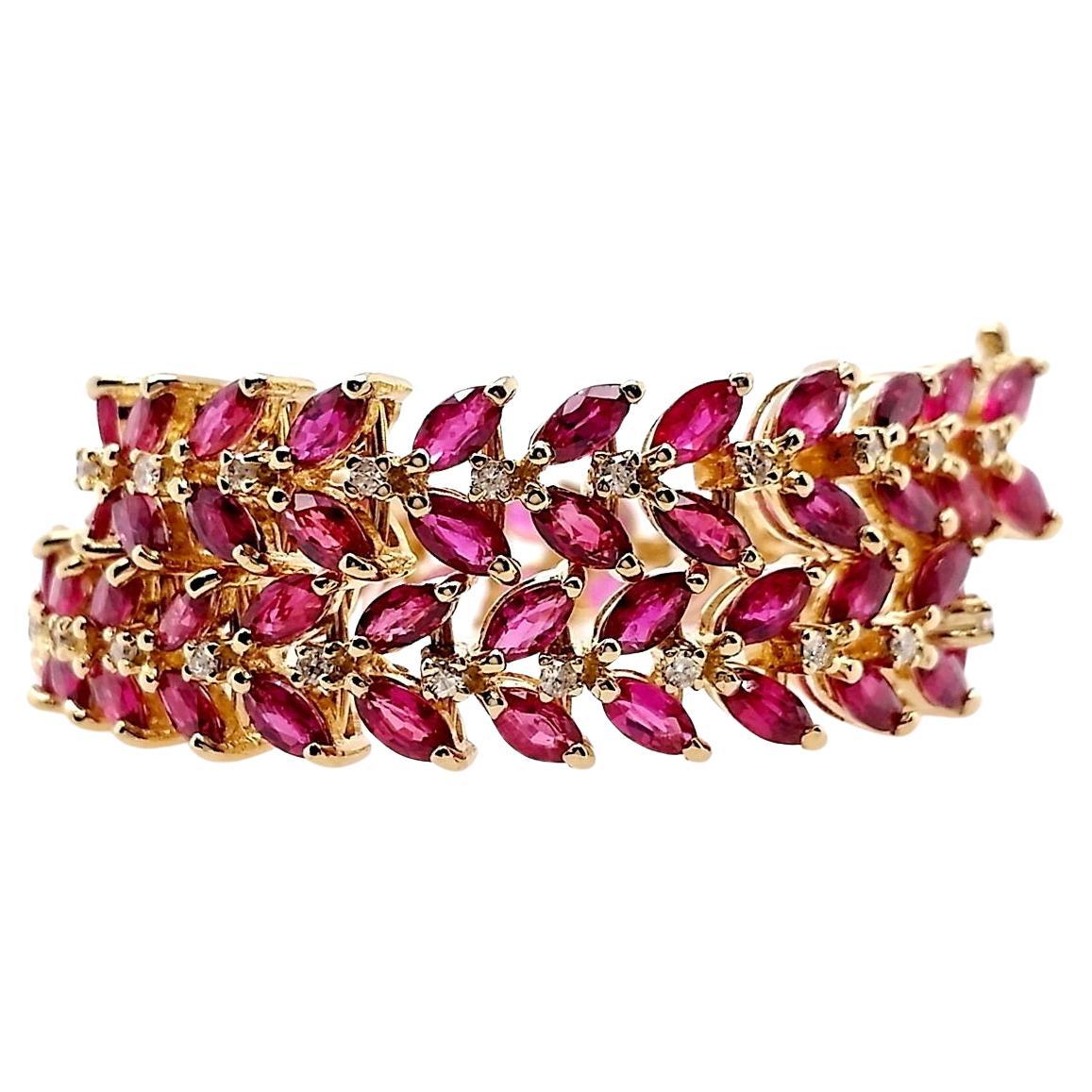IGI Certified 7.60 Ct Natural Rubies and 0.35 Ct Natural Diamonds Gold ...