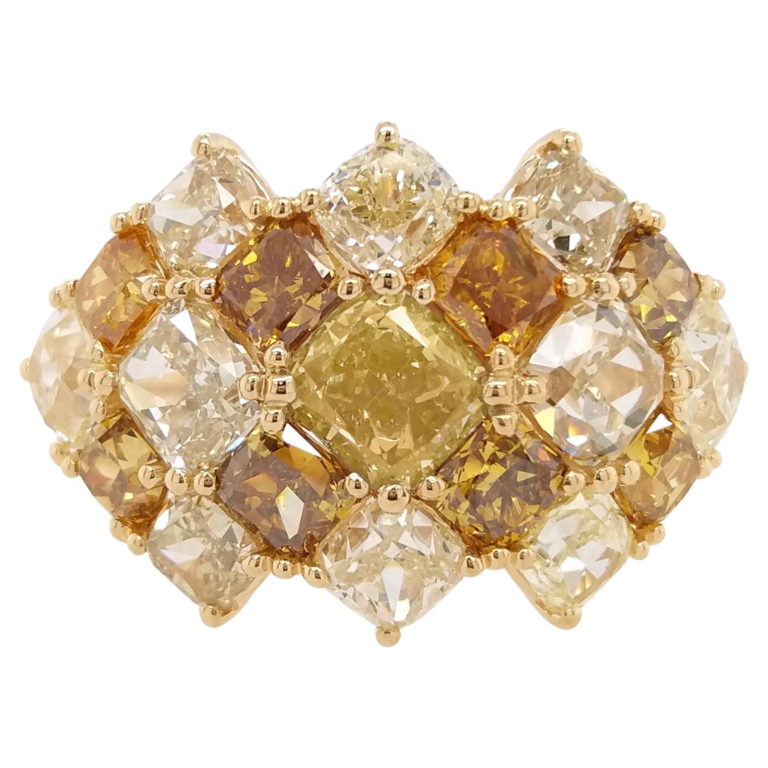 Igi Certified Fancy Color Diamond 18k Gold Cocktail Ring For Sale at ...